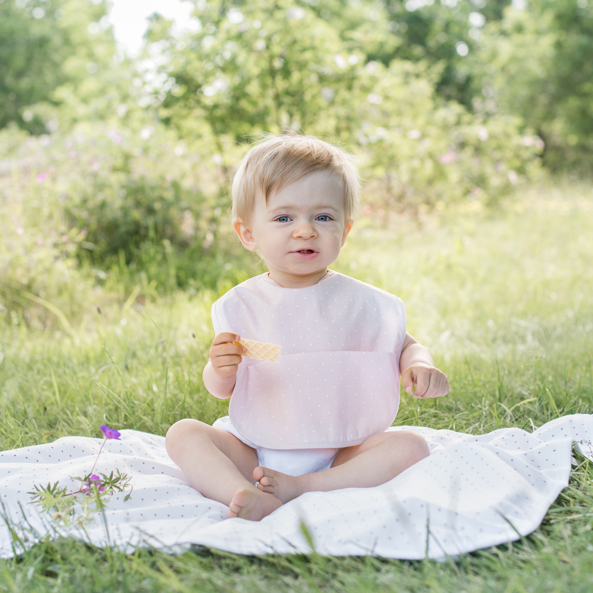 Bib pale pink dotty eco | Summerville organic